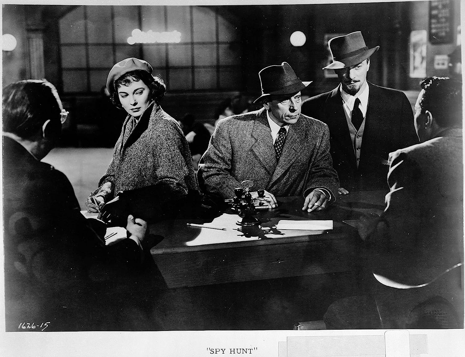 Film Noir: The Dark Side of Cinema XIII (Blu-ray Review) | TheaterByte